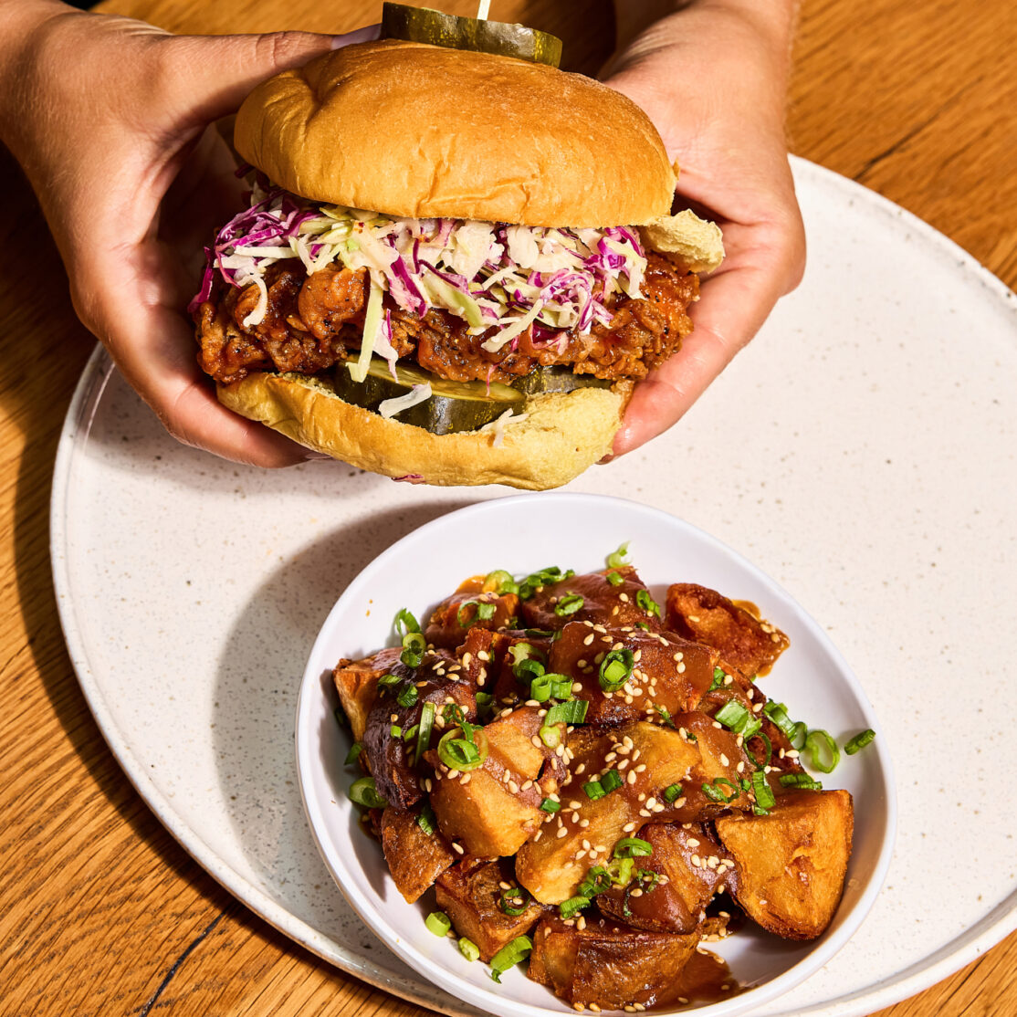 Loro Domain North Side Menu